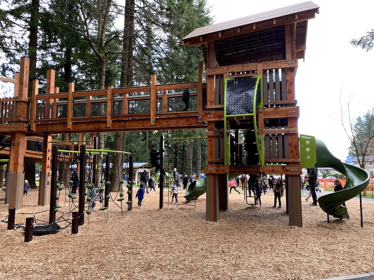 Mundy Park - Outdoor Family