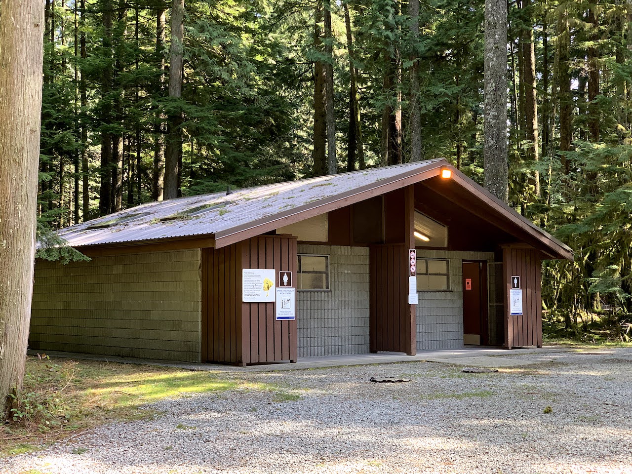 Rolley Lake Camping - Outdoor Family