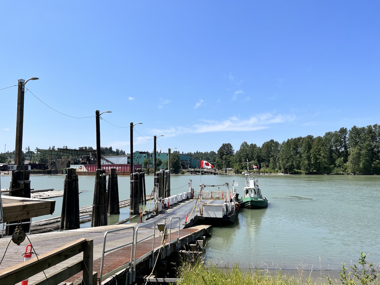 Barnston Island Regional Park - Outdoor Family