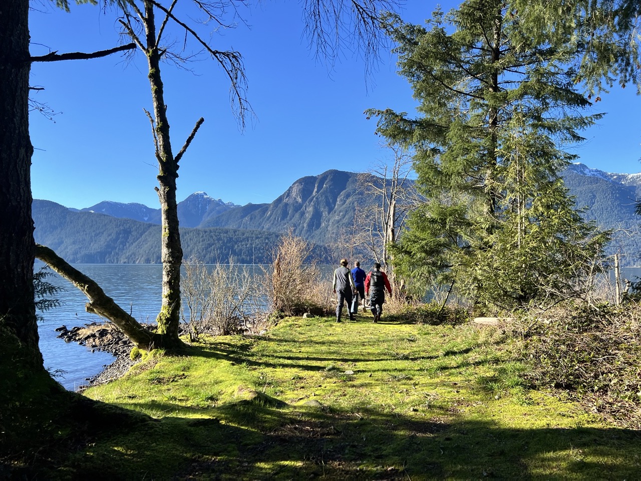 Pitt Lake Paddle - Outdoor Family